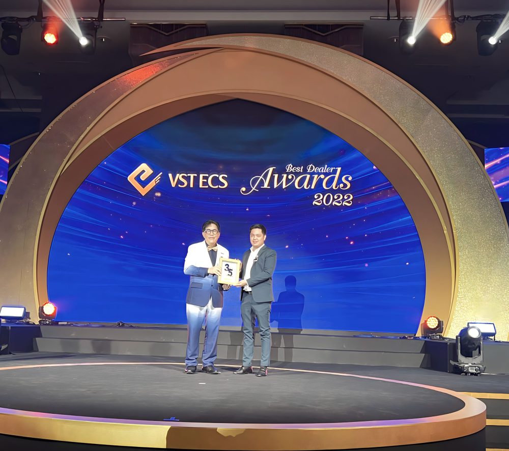 VST ECS Best Dealer Awards 2022 - bluesolutions